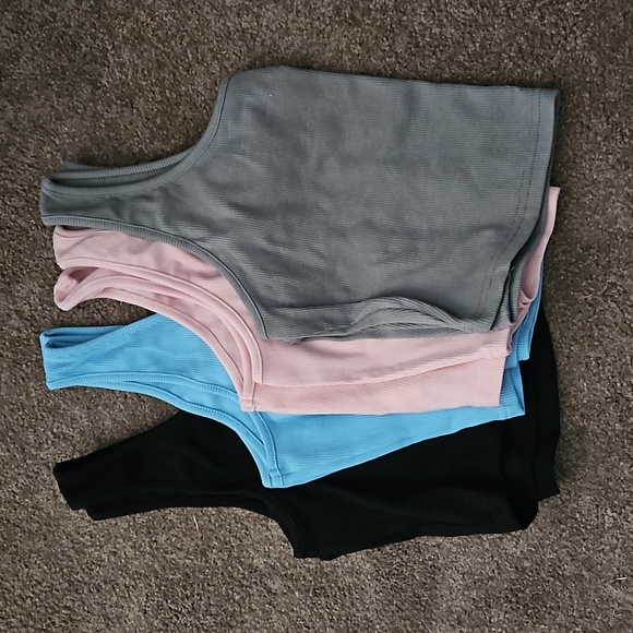 Tops | Nwot 4 Crop Tanks | Poshmark